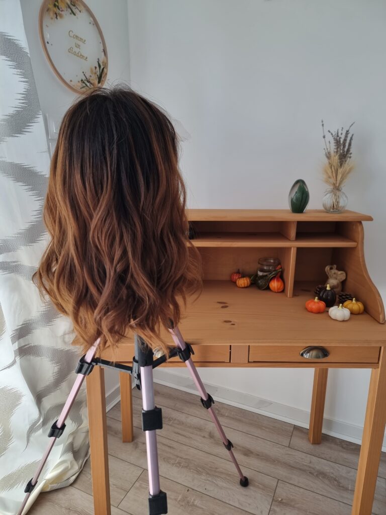 Céline - Lace Wig - Taille M - 46 cm Perruque